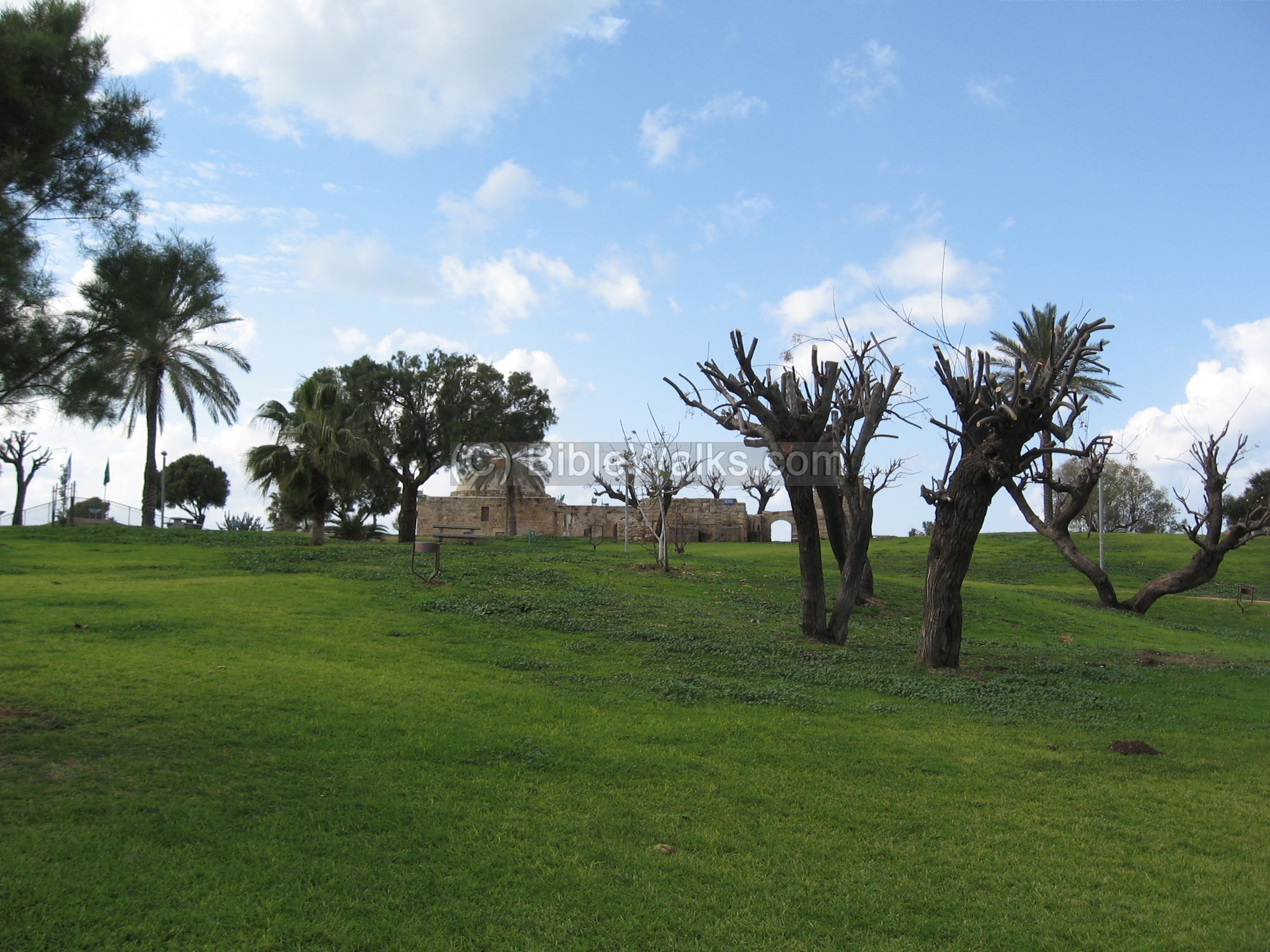 Tel Achziv - BibleWalks.com